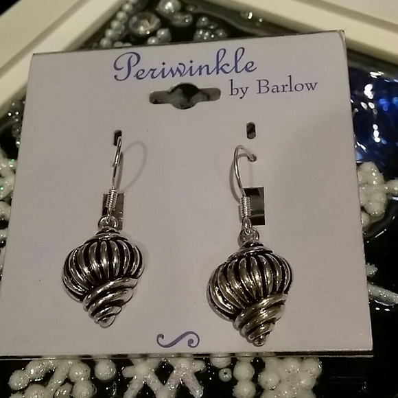 Periwinkle by Barlow | Jewelry | Periwinkle By Barlow Earrings New With Tag | Poshmark