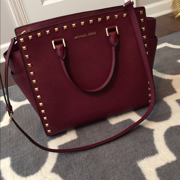 Michael Kors Maroon Handbag | semashow.com
