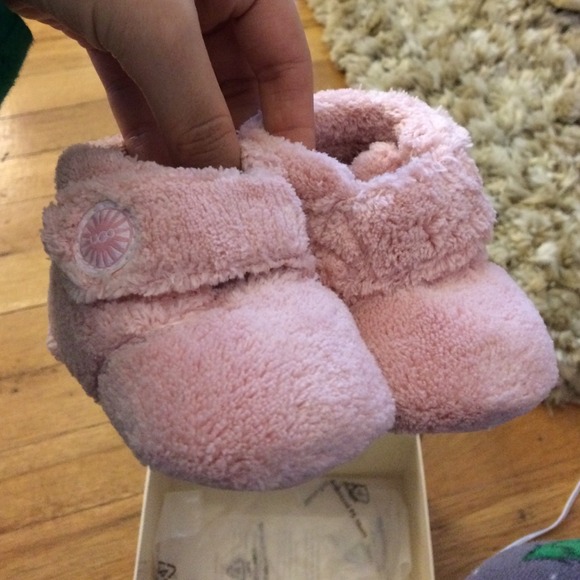 UGG | Shoes | Authentic Baby Uggs | Poshmark