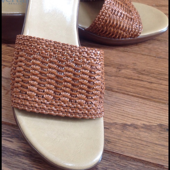 Vertan Italia | Shoes | Vertan Italian Woven Wedge Shoes | Poshmark