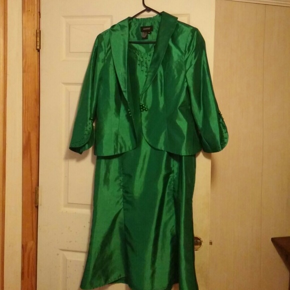 Ashro | Dresses | 2 Piece Dress Suit | Poshmark
