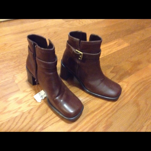 Expressions | Shoes | Expression Brown Leather Boots | Poshmark