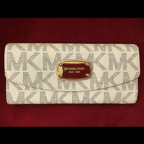 Michael Kors | Bags | Michael Kors Jet Set Pvc Mk Signature | Poshmark