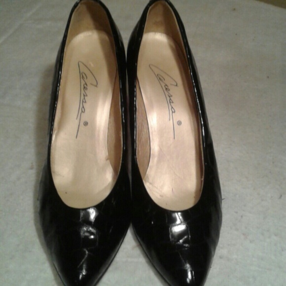 Caressa | Shoes | Black Caressa Pump | Poshmark