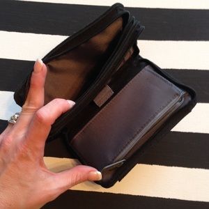 thirty one soft wallet on Poshmark