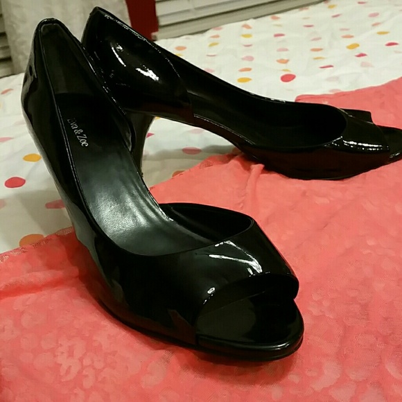 Eva & Zoe | Shoes | Eva Zoe Heels Black Size 8 | Poshmark