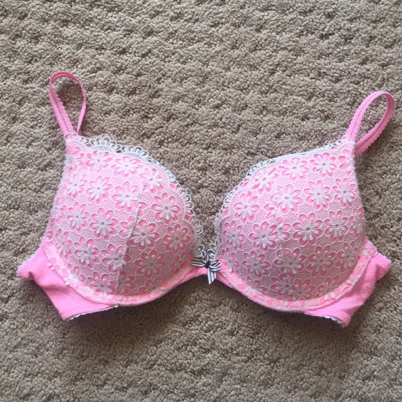 Victoria's Secret | Intimates & Sleepwear | Vs Pushup Bra | Poshmark
