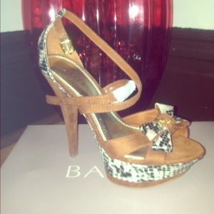 Bakers - Bakers platform heels from Ornela's closet on Poshmark