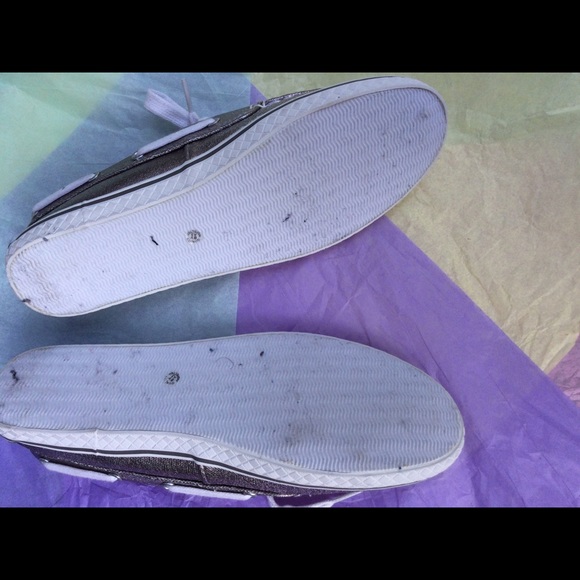 Arizona Jean Company | Shoes | Arizona Metallic Finish Sperry Inspired ...