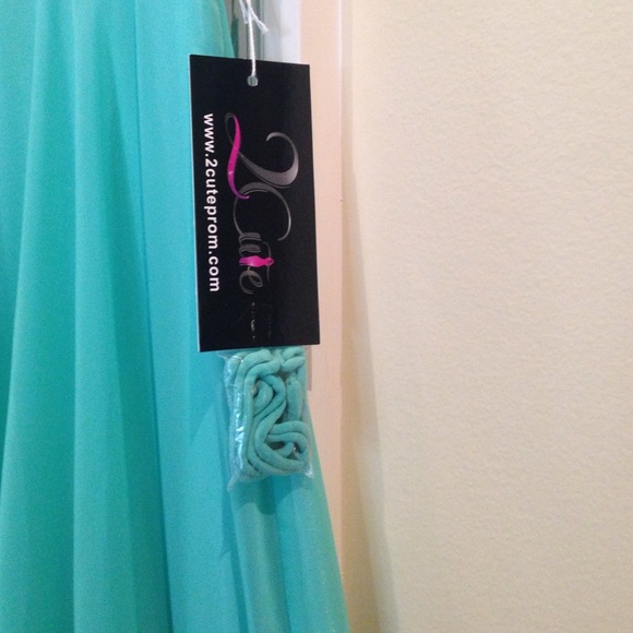 2Cute | Dresses | 2cute Sweetheart Cut Prom Dress | Poshmark