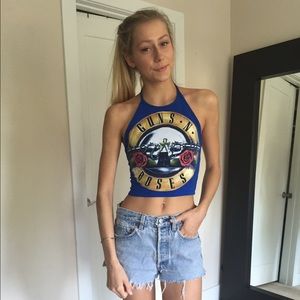 Shannon's Closet on Poshmark - @shannonbarkerr