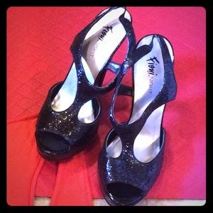 FIONI Clothing | Shoes | Fioni Night Black Glitter Heels | Poshmark
