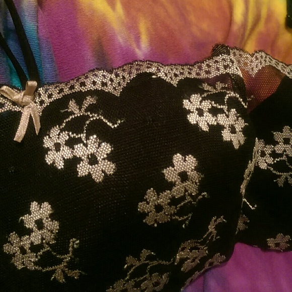 sophie b. | Accessories | Bra With Built In Lace Overlay Small 36c ...