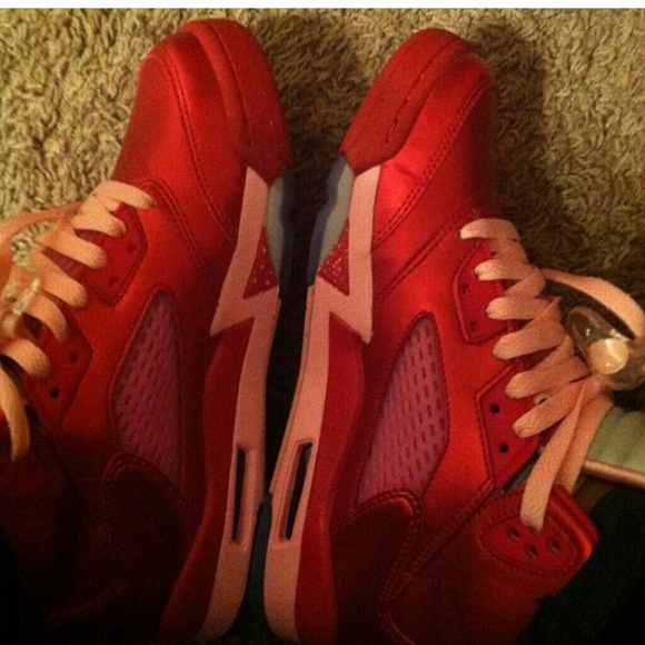 Jordan | Shoes | Reto Valentine 5s | Poshmark