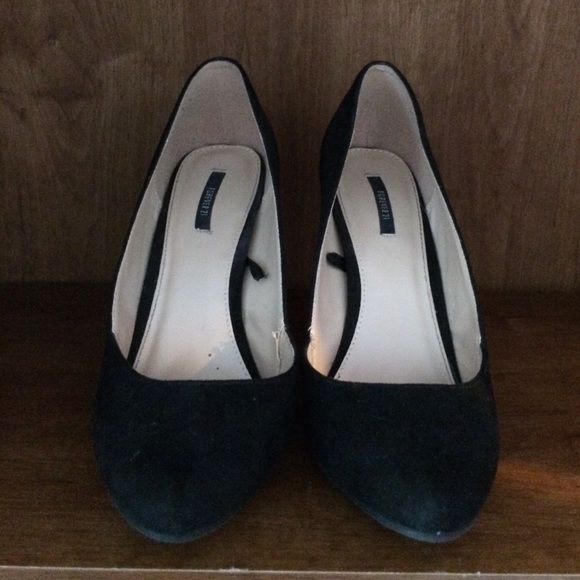 Forever 21 | Shoes | Forever 2 Black Faux Suede Heels | Poshmark
