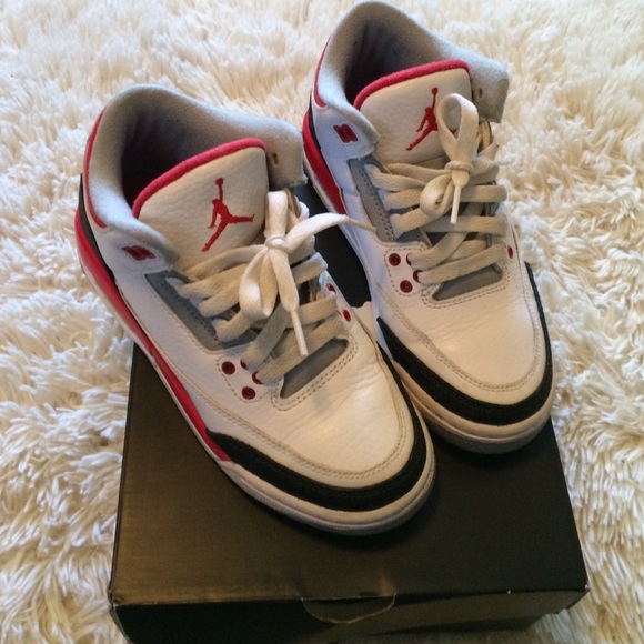 Jordan | Shoes | Fire Red 3s | Poshmark