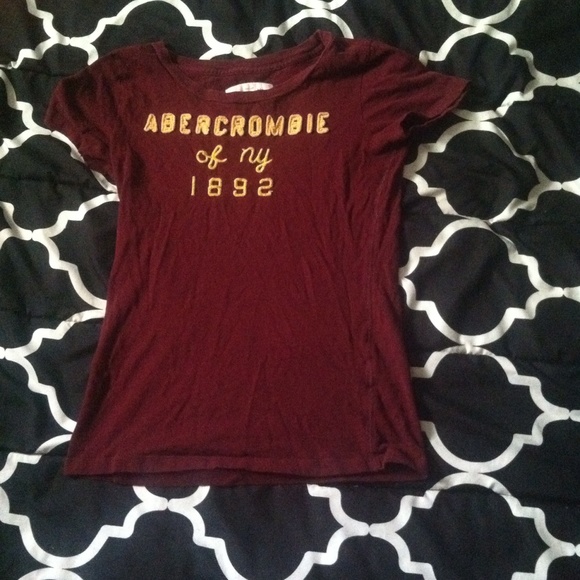 Abercrombie & Fitch | Tops | Abercrombie Tshirt | Poshmark