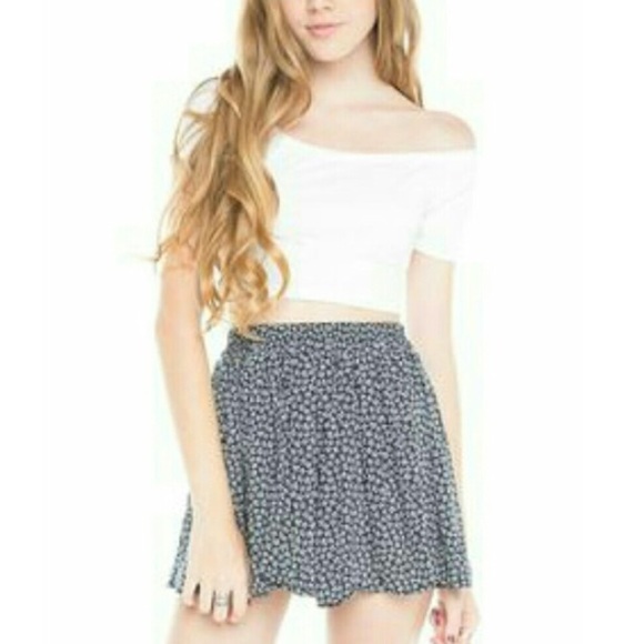 82 Off Brandy Melville Dresses And Skirts Brandy Melville Floral Daisy