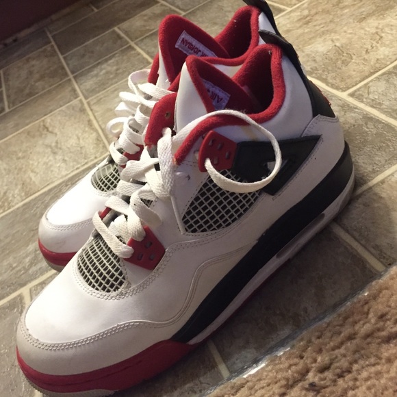 Jordan | Shoes | Fire Red 4s | Poshmark