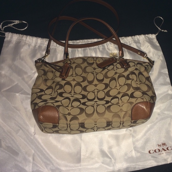 Coach | Bags | Used Authentic Signature Coach Cross Body Bag | Poshmark