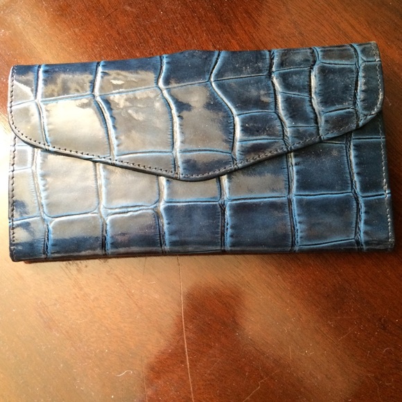 Vera Pelle | Bags | Vera Pelle Blue Leather Wallet | Poshmark