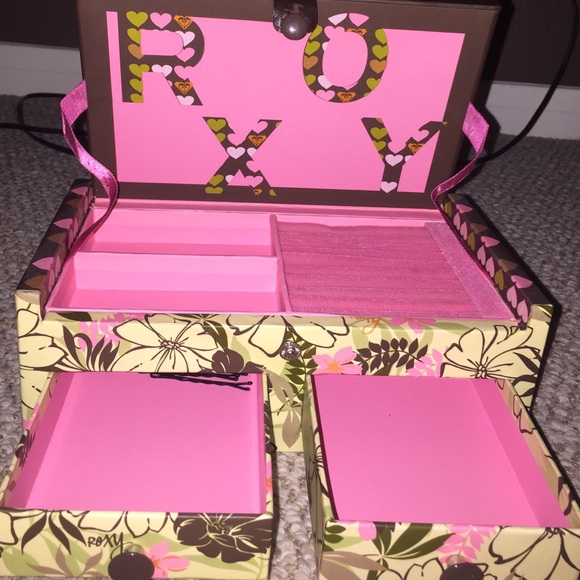Roxy | Storage & Organization | Jewelry Box | Poshmark