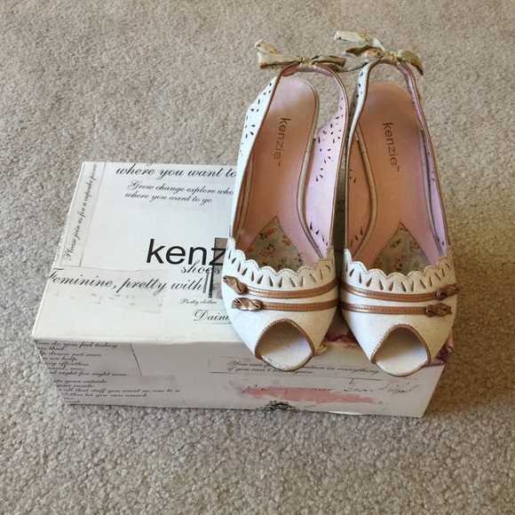 kenzie | Shoes | Kenzie Wedge | Poshmark
