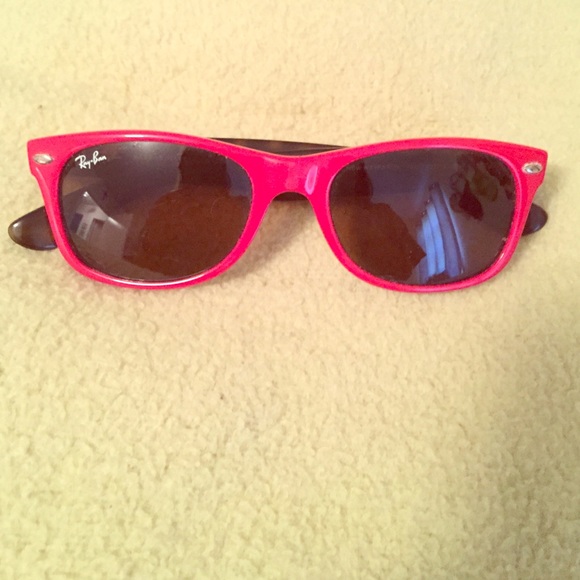 Ray-Ban | Accessories | Red Ray Ban Wayfarers | Poshmark