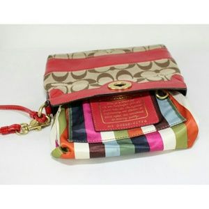 Coach | Accessories | Coach Signature Canvas Small Purse | Poshmark