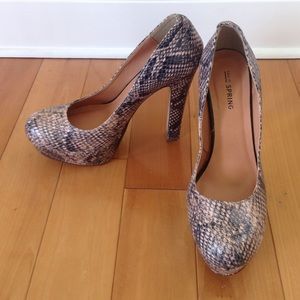 black call it spring platform heels on Poshmark