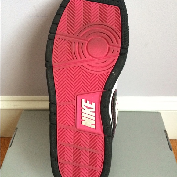 Nike | Shoes | Nike Air Size 9 | Poshmark