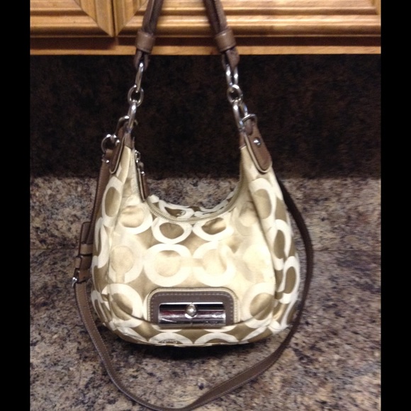 Coach | Bags | Coach Ivory Shoulder Bag | Poshmark