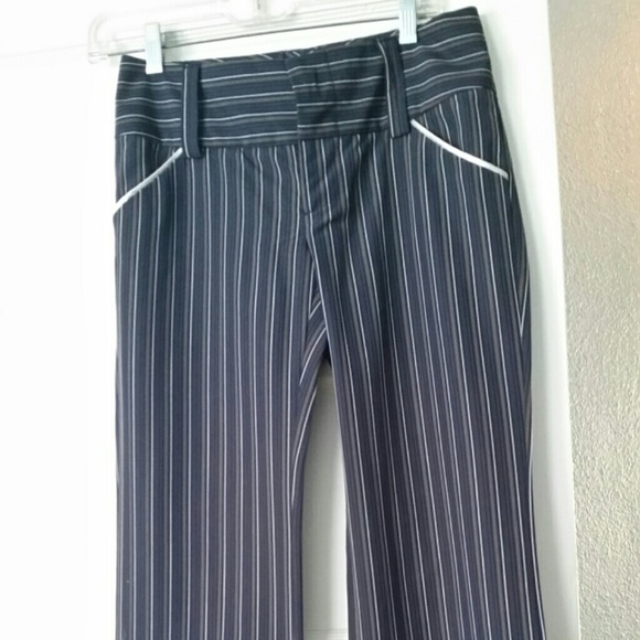 Alice + Olivia | Pants & Jumpsuits | Alice Olivia Pinstripe Slacks ...