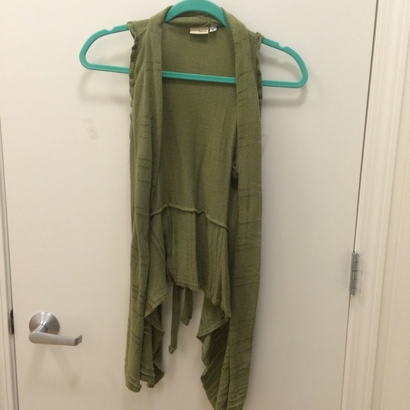 Daytrip | Sweaters | Olive Green Sweater Duster | Poshmark