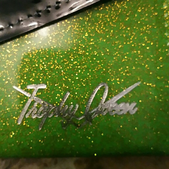 trophy queen | Bags | Purse Trophy Queen Vintage 200 | Poshmark