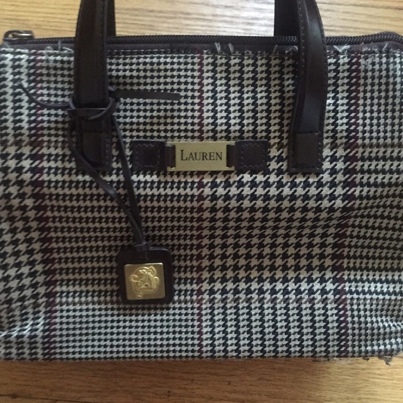 Lauren Ralph Lauren | Bags | Lauren Ralph Lauren Houndstooth Handbag ...
