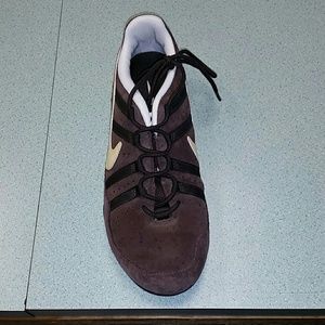 Nike | Shoes | Womens Nike Brown Suede Half Shock Tennis Shoes | Poshmark