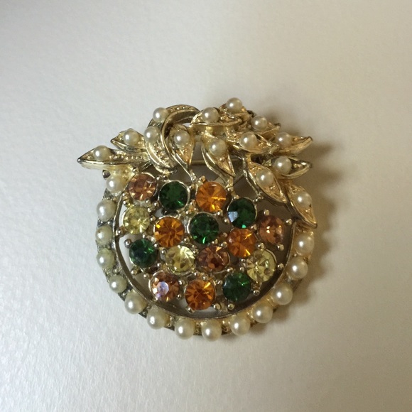 Vintage | Jewelry | Vintage Coro Brooch | Poshmark
