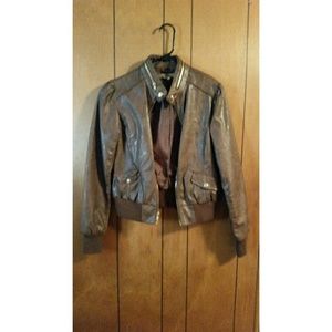 M's Closet (@amourlamode) | Poshmark