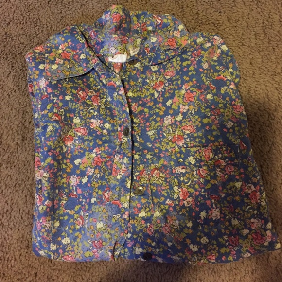 Mudd | Tops | Floral Button Down | Poshmark