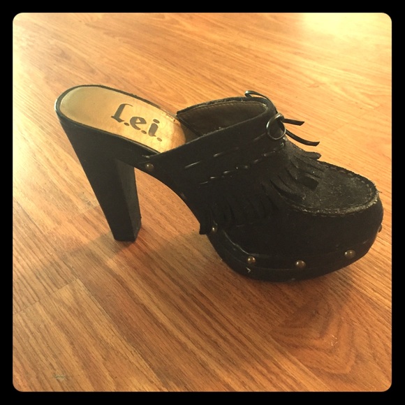 lei | Shoes | Lei Black Slip On Heel | Poshmark