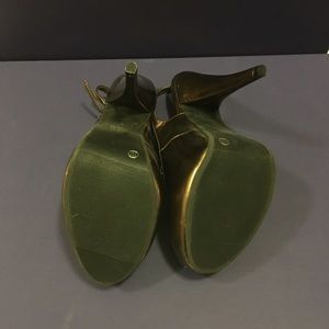 Call It Spring | Shoes | Brand New Gold Call It Spring Platform | Poshmark