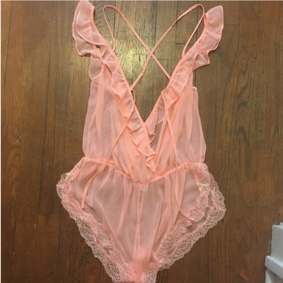 Victoria's Secret | Intimates & Sleepwear | Vs Peach Ruffle Lace ...