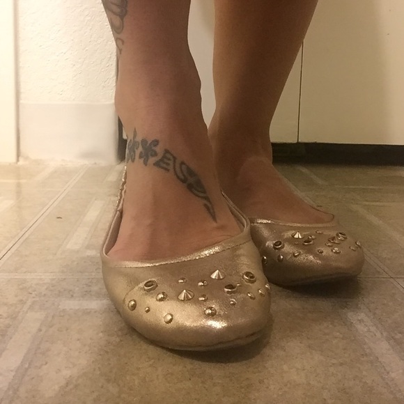 Report | Shoes | Report Gold With Studs Closed Toed Flats | Poshmark