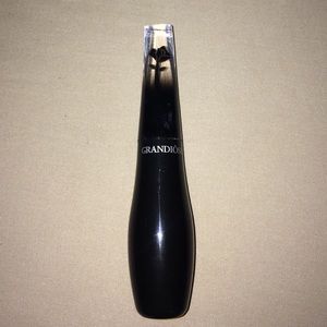 Kristen's Closet on Poshmark - @calcagno1