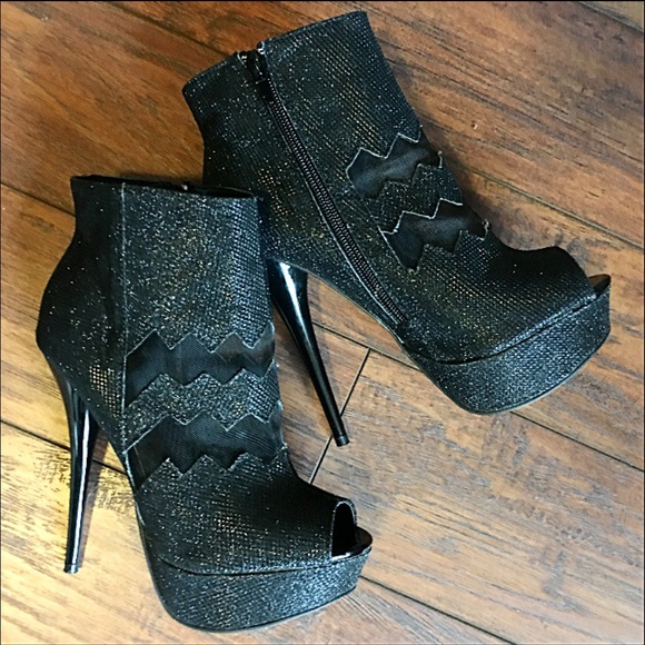 Qupid | Shoes | Sparkle And Mesh Black Ankle Booties | Poshmark