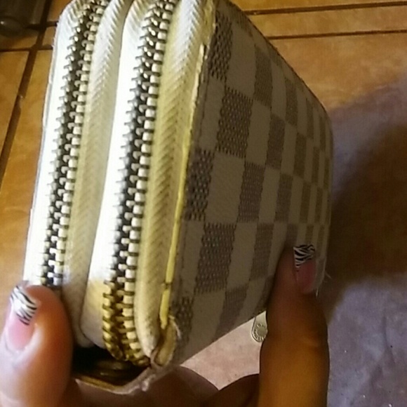 Louis Vuitton | Bags | Louis Vuitton White Checkered Wallet | Poshmark