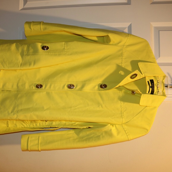 Gucci | Jackets & Coats | Yellow Gucci Trenchcoat | Poshmark