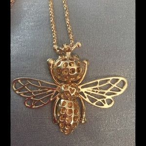 Jewelrage | Jewelry | Buzzle Bling Bee Pendant | Poshmark