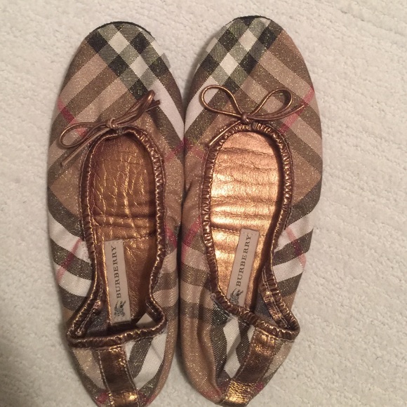 Burberry Travel Slippers 2024 www tofrei